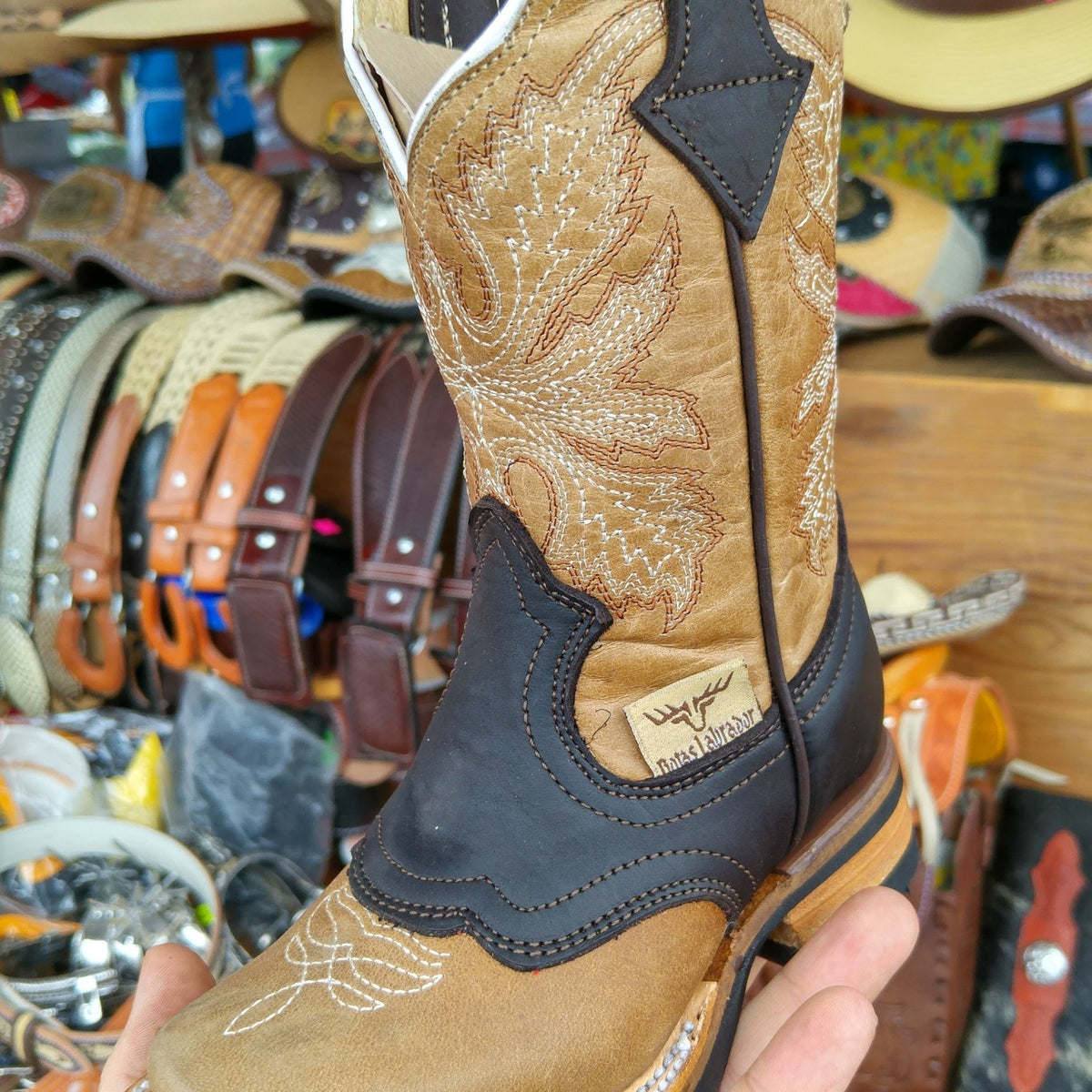 Boots and ankle boots for boys and girls – Tiendacharra.com - Bodega ...