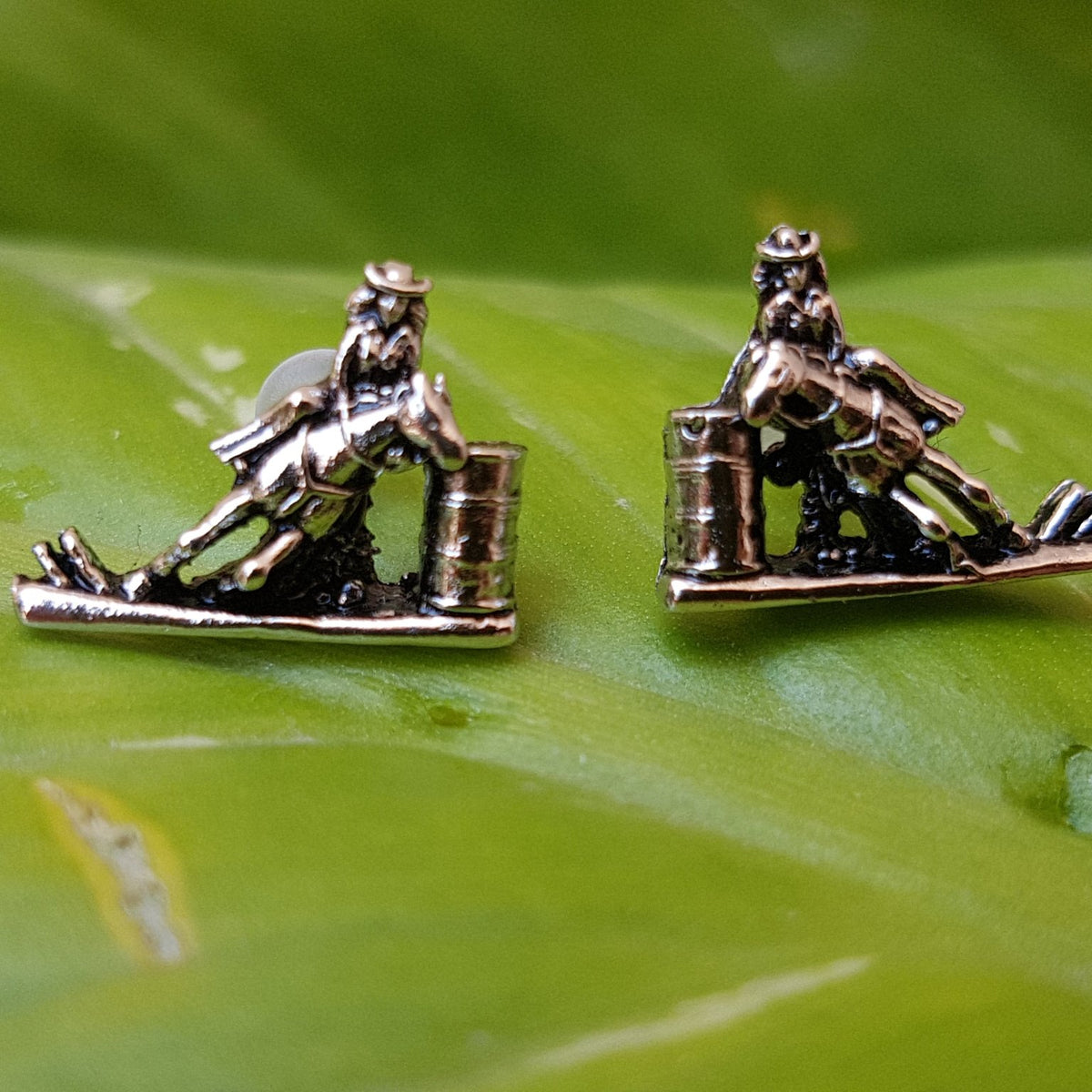 Barrilera model broquel earrings – Tiendacharra.com - Bodega Tienda Charra