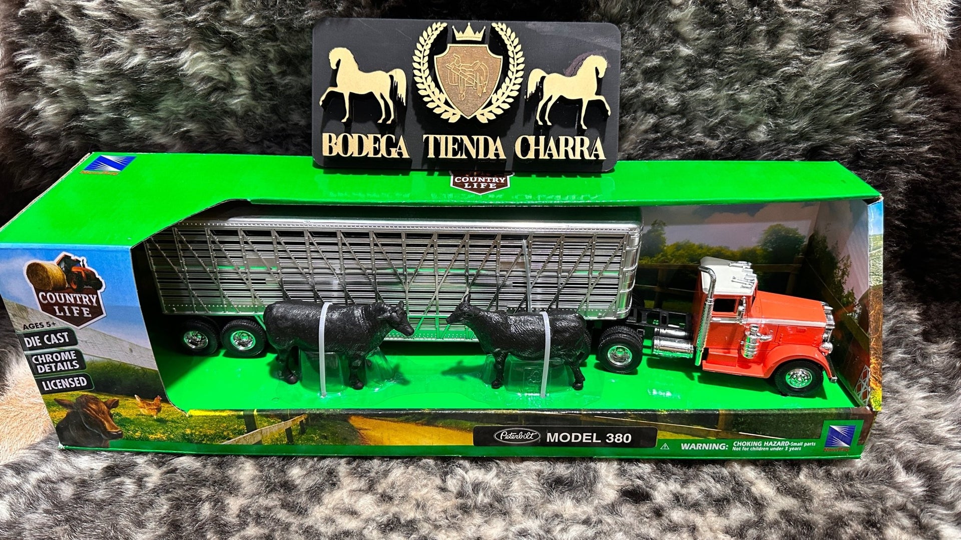 Camión ganadero Peterbilt 380 con toros – Tiendacharra.com - Bodega ...