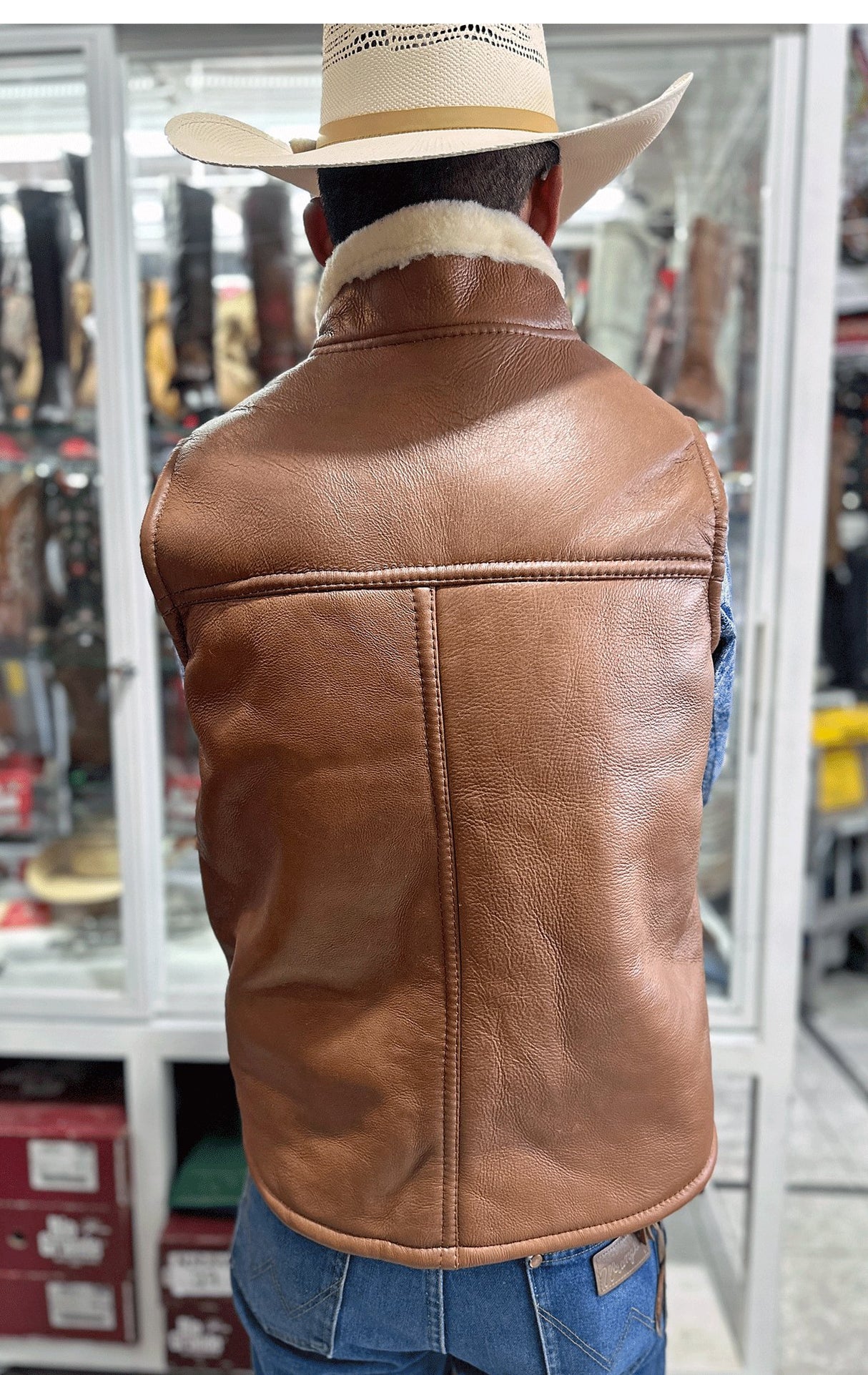 Chaleco en piel de borrego – Tiendacharra.com - Bodega Tienda Charra