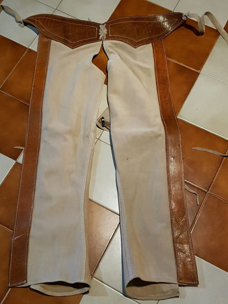 Plain Charro Chaps (sand color) – Tiendacharra.com - Bodega Tienda Charra