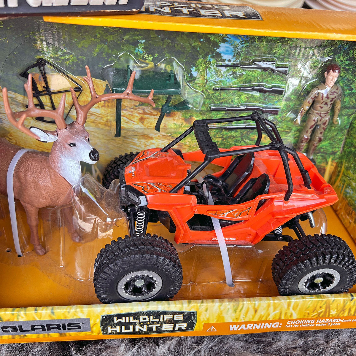 Reizer with hunter and deer – Tiendacharra.com - Bodega Tienda Charra