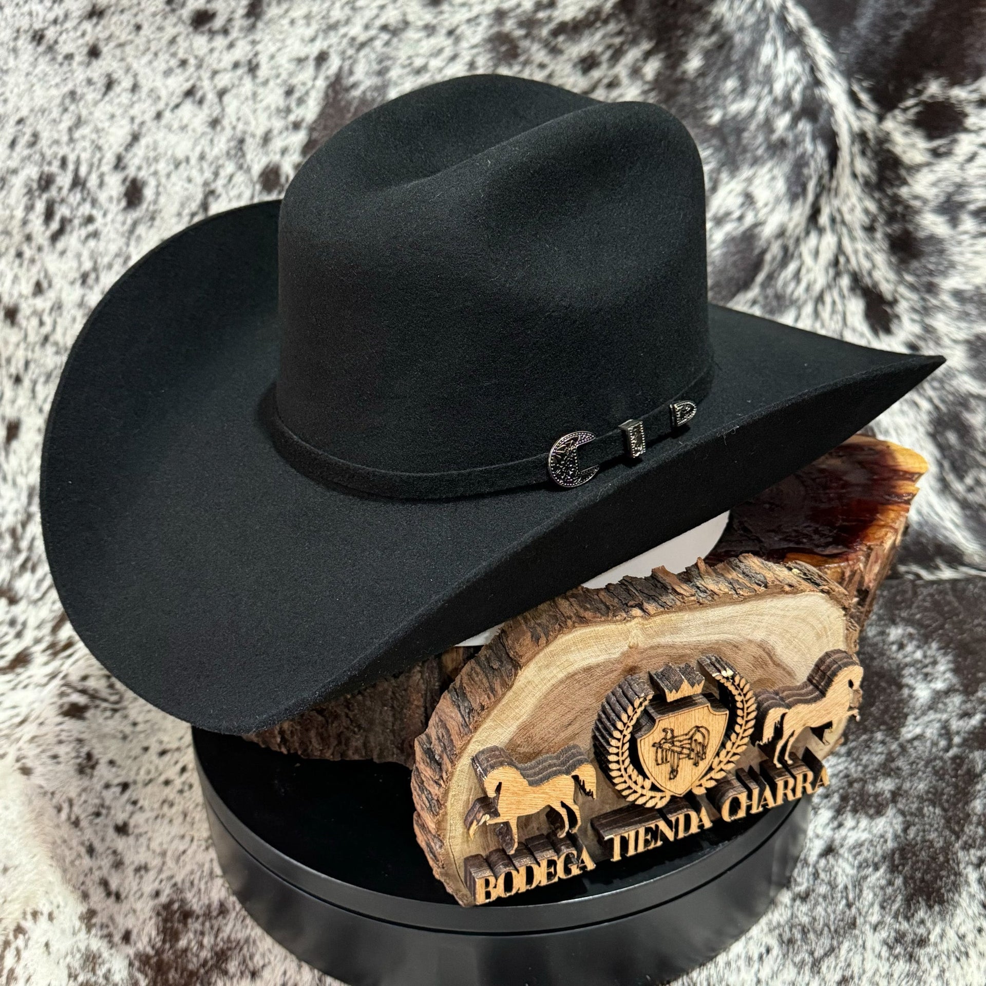 Texana modelo Este Oeste Negra (Tombstone) – Tiendacharra.com - Bodega ...